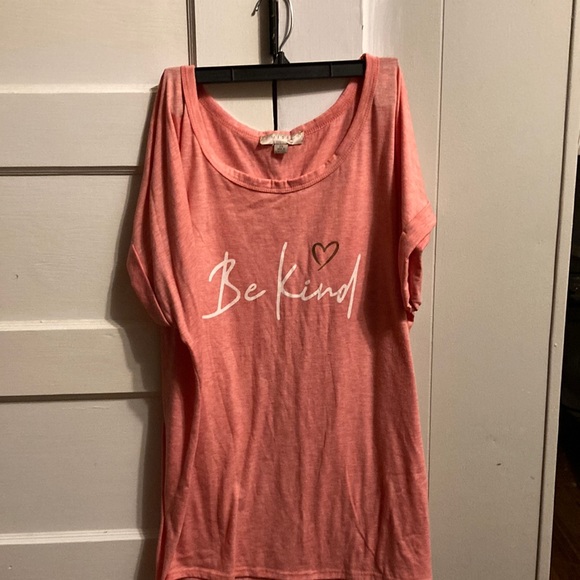 Misia | Tops | Midis Curvy | Poshmark